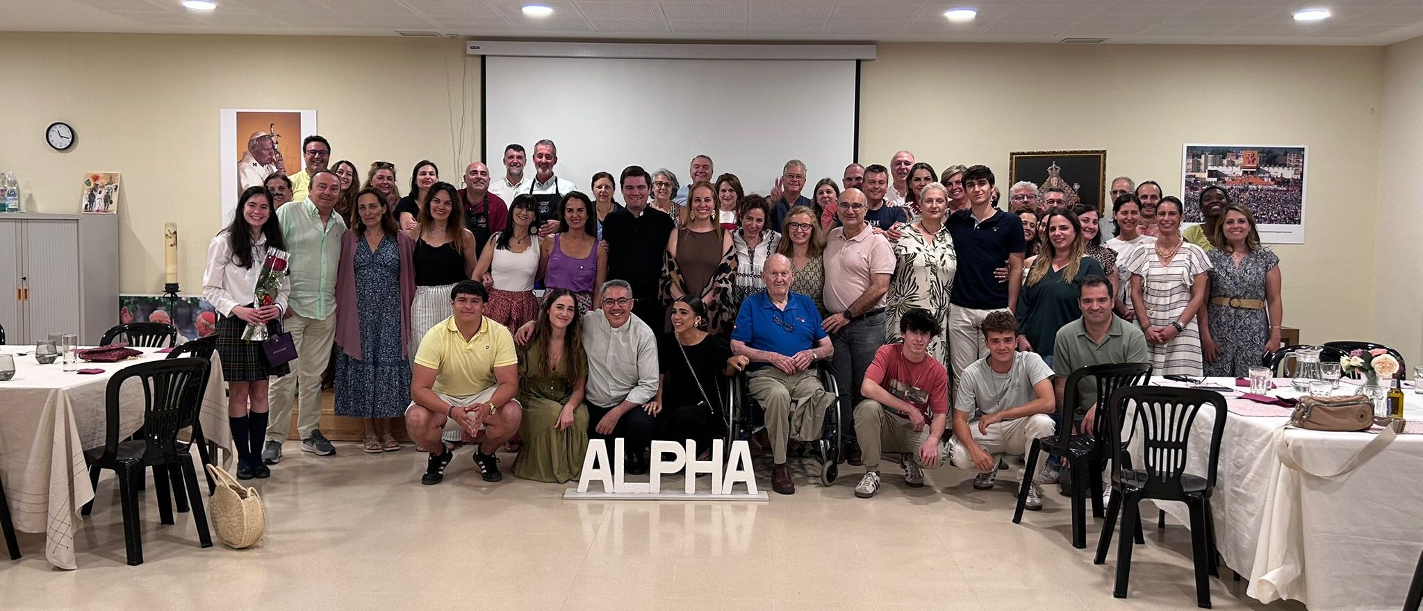 Clausura de la segunda edición de las cenas Alpha - Parroquia San Juan Pablo II. Montequinto ...
